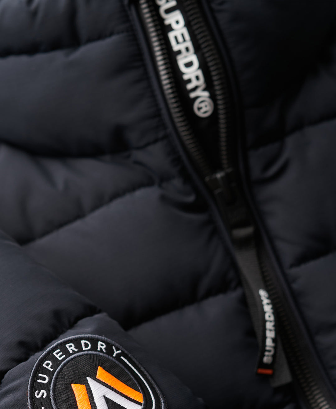 Fuji Embroidered Padded Jacket | Eclipse Navy – Superdry